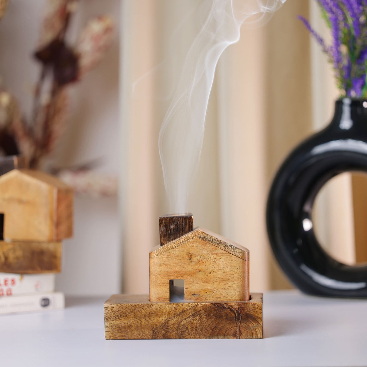 Wooden Hut Dhoop Batti Stand – HUZAI WOOD